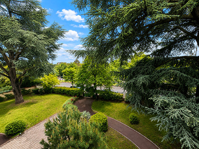 Champigny-sur-Marne, Plant, Tremblay : Appartement 4 pièces à vendre