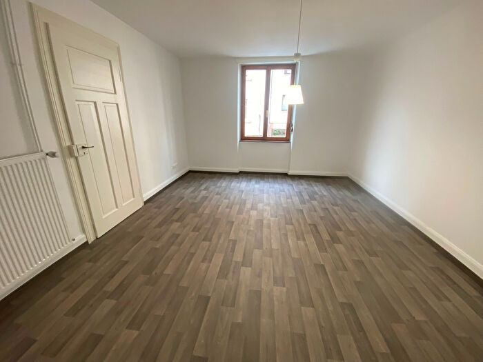 Appartement à louer - Strasbourg, Neudorf, Etoile, Gare, Schluthfeld - 3 pièces - 2 chambres