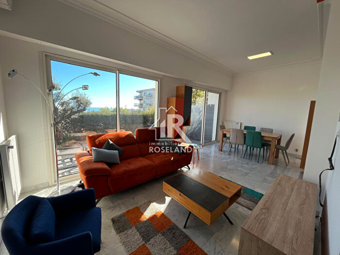 Appartement à louer - Nice, Caucade - 2 pièces - 1 chambre