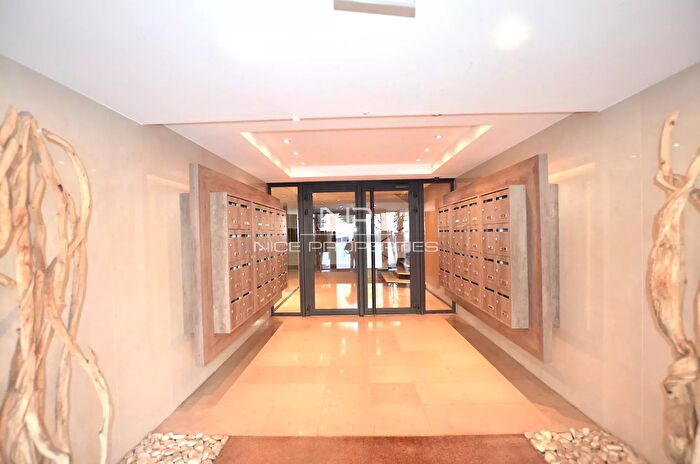 Appartement à vendre - Cannes, Petit Juas - 3 pièces - 2 chambres