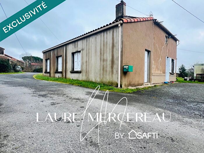 Maison à vendre - Le Poiré-sur-Vie - 6 pièces - 4 chambres