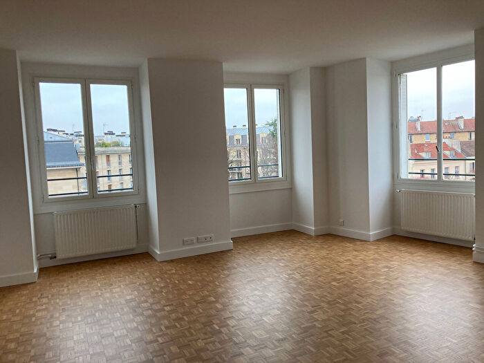 Appartement 4 pièces à Versailles, Notre Dame, à louer