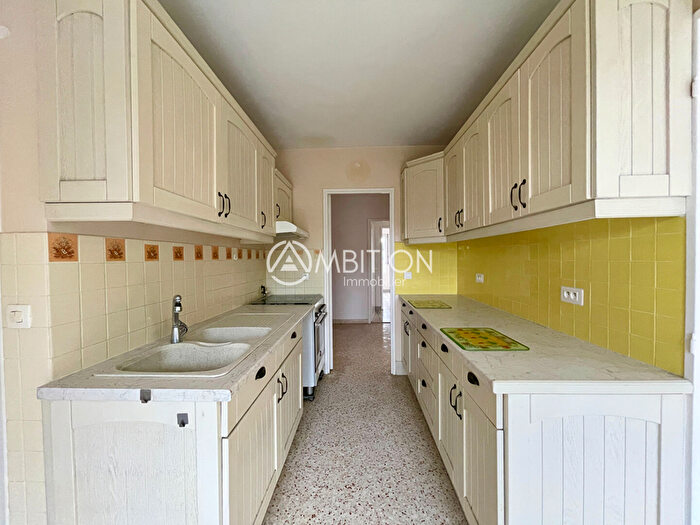 Appartement à louer - Fréjus, Villeneuve - 3 pièces - 2 chambres