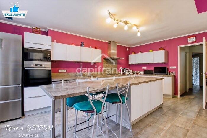 Maison à vendre - Liverdun - 9 pièces - 5 chambres