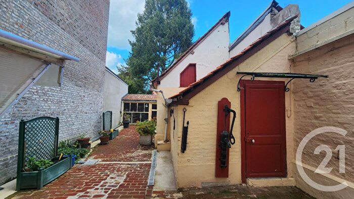 Maison à vendre - Abbeville, Centre-ville - 5 pièces - 4 chambres