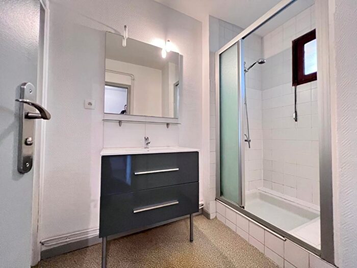 Appartement à louer - Saint-Jacques-de-la-Lande - 2 pièces - 1 chambre