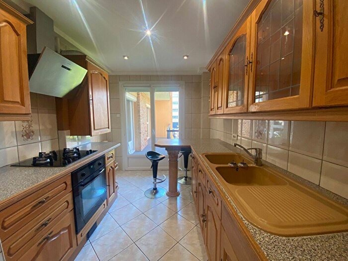 Appartement 3 pièces à louer à Centre Ville, Maurepas