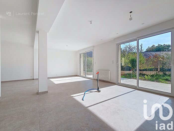 Maison à vendre - Saint-Nicolas-de-Redon - 8 pièces - 6 chambres