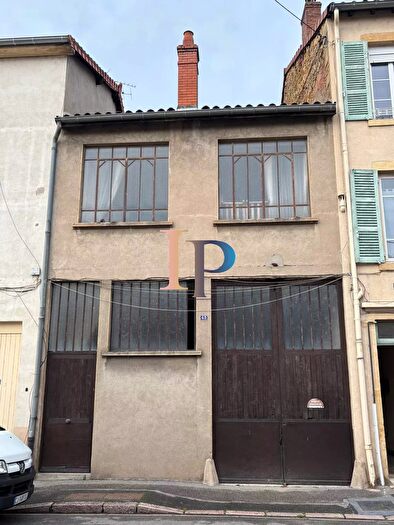 Maison à vendre - Charlieu - 2 pièces - 1 chambre