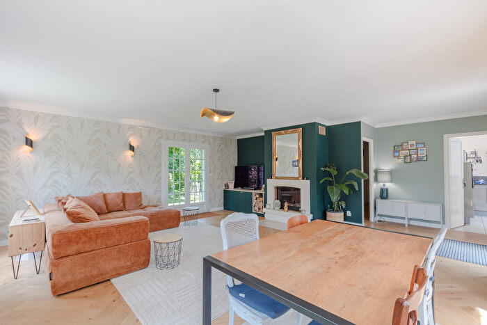 Maison 6 pièces à Pompignac, à vendre