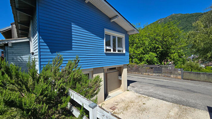 Challes-les-Eaux : Maison 3 pièces à vendre
