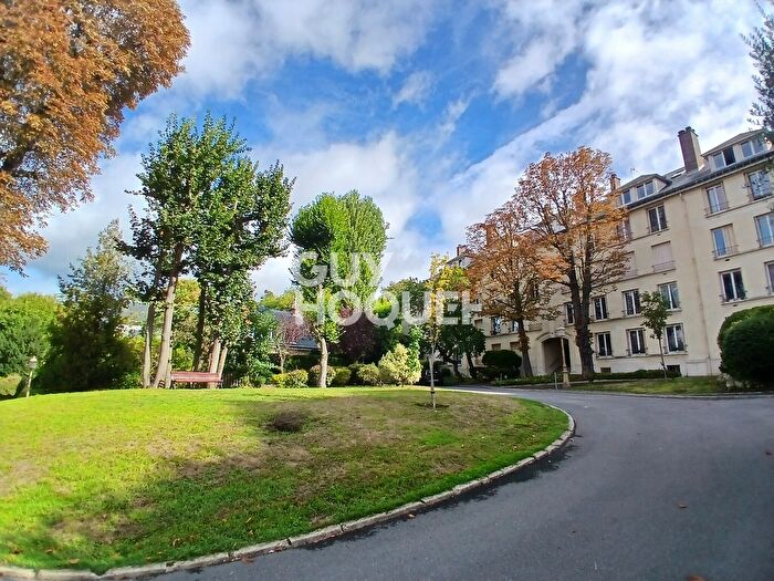 Rueil-Malmaison, Plateau : Appartement 2 pièces à louer
