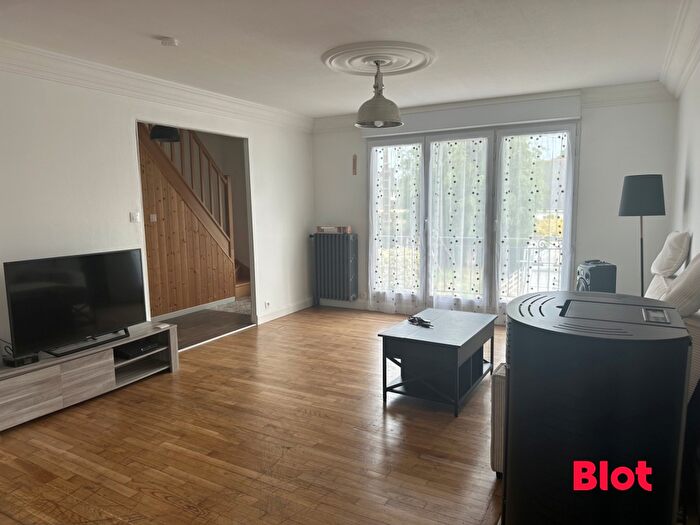 Maisons à vendre et appartements à louer - 2