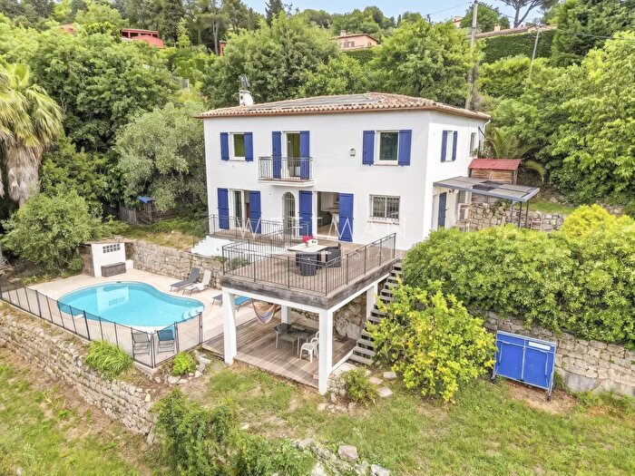 Maison 4 pièces à Châteauneuf-Grasse, à vendre
