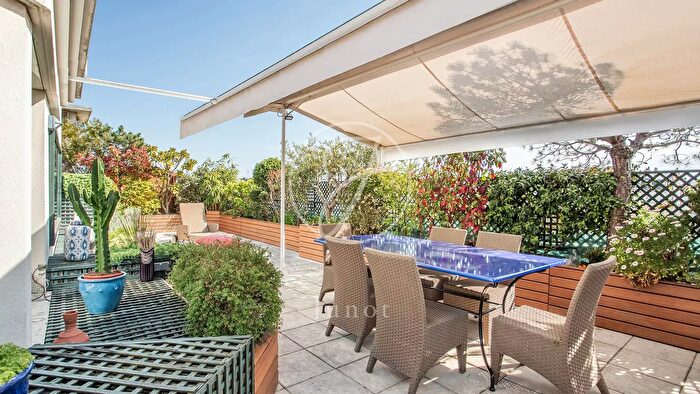 Appartement à vendre - Neuilly-sur-Seine, Parc de Neuilly - 5 pièces - 3 chambres