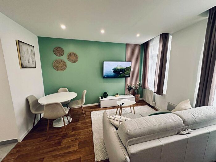 Appartement à louer - Cambrai - 2 pièces - 1 chambre