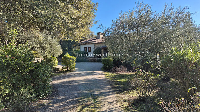 Maison à vendre - Mirabel-aux-Baronnies - 6 pièces - 4 chambres