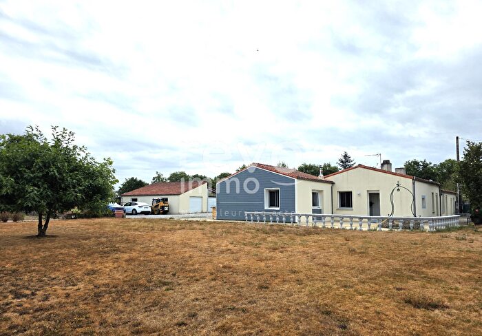 Maison 4 pièces à Corcoué-sur-Logne, à vendre