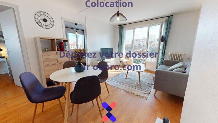 Appartement à louer - Cusset, Villeurbanne - 5 pièces - 4 chambres