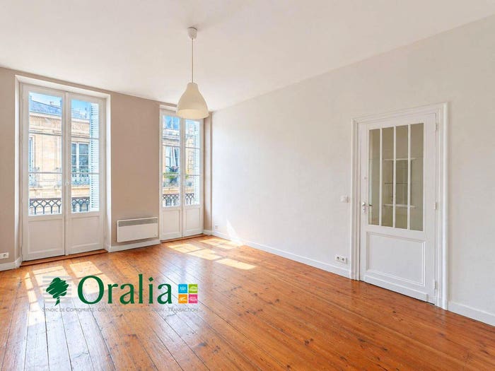 Centre ville, Bordeaux : Appartement 3 pièces à louer