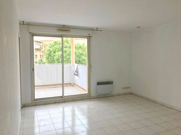 Appartement à louer - Port Ariane-Vasque-Fontvin-Périphérie, Lattes - 3 pièces - 2 chambres