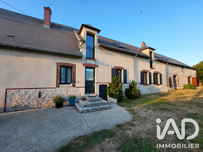 Maison 9 pièces à Dammarie, à vendre