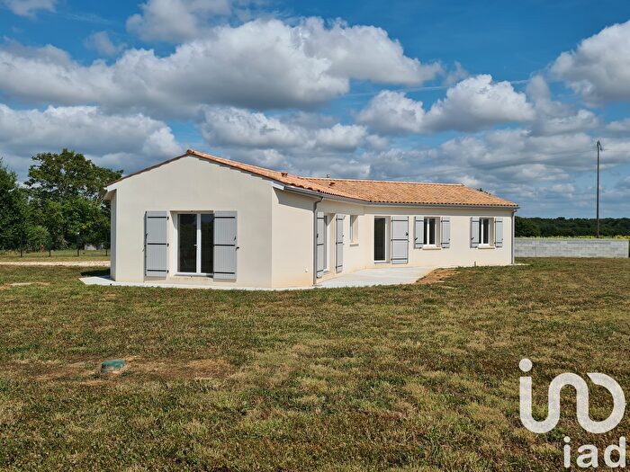 Maison à vendre - Les Essards - 6 pièces - 4 chambres