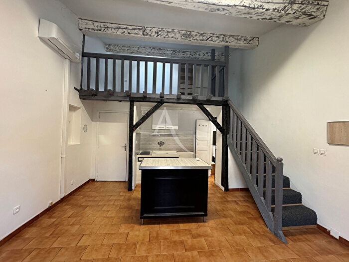 Meynes : Appartement 1 pièce à louer