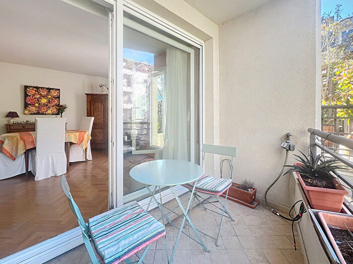 Appartement 4 pièces à Suresnes, Carnot, Gambetta, à vendre
