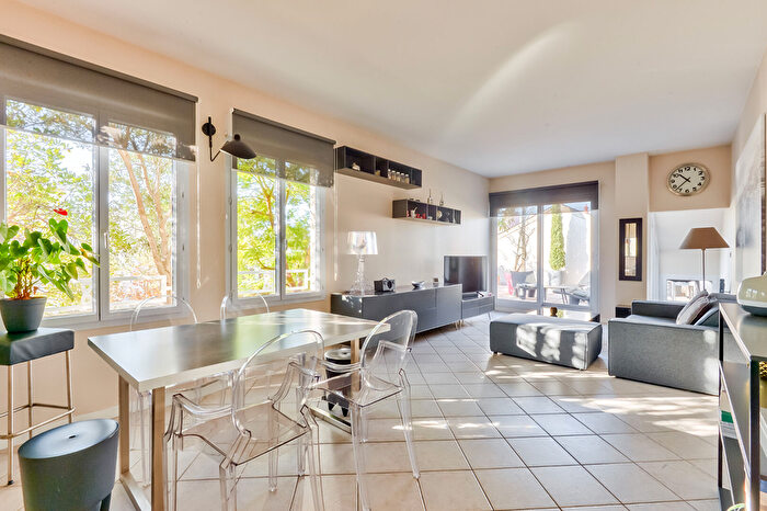 Appartement à vendre - Lyon e , Sans Souci, Dauphiné - 4 pièces - 3 chambres