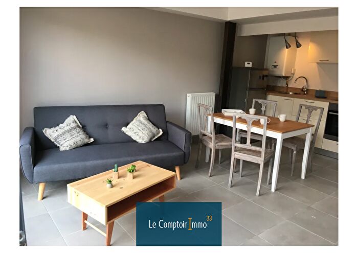 Appartement à louer - Bordeaux - 2 pièces - 1 chambre
