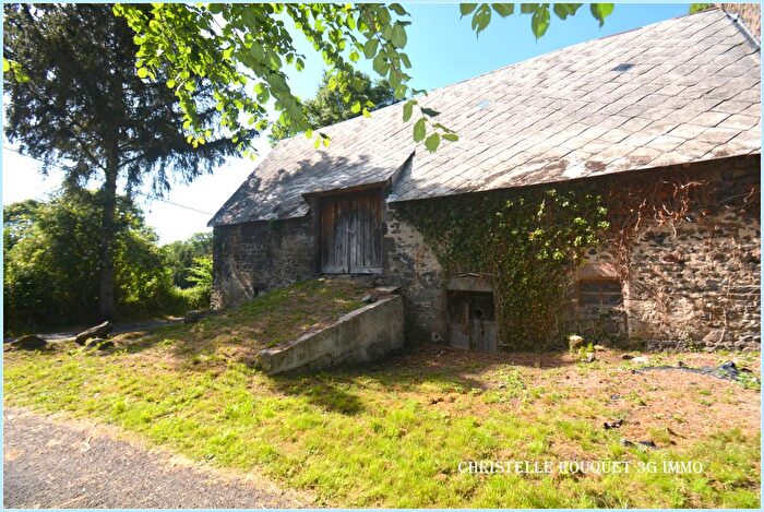 Saint-Bonnet-près-Orcival - Maison 2 pièces à vendre