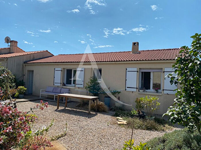 Maisons à vendre et appartements à louer - 1