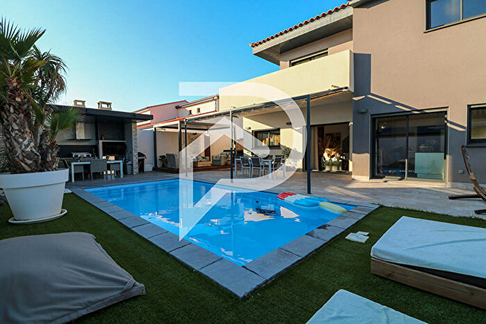 Maisons à vendre et appartements à louer - 1