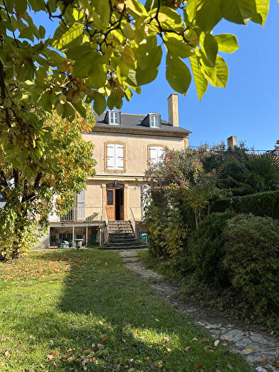 Maison 10 pièces à vendre à Saint-Céré
