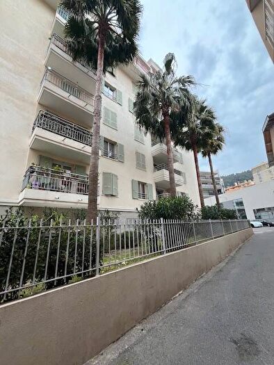 Appartement à louer - Nice - 2 pièces - 1 chambre