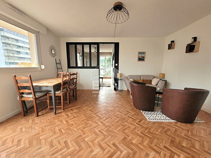 Appartement à louer - Pau, Dufau, Tourasse - 4 pièces - 3 chambres