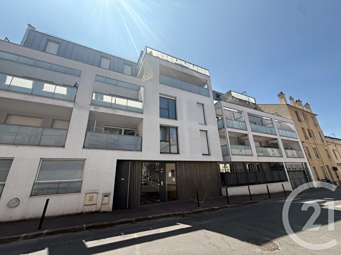 Appartement à louer - Gagny, Centre-ville - 3 pièces - 2 chambres