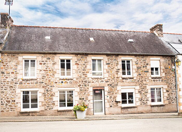 Maison à vendre - La Chapelle-Neuve - 7 pièces - 6 chambres