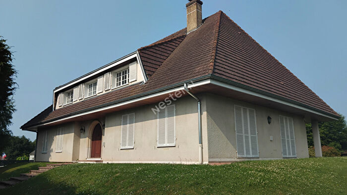 Maison à vendre - Saint-Germain-du-Bois - 13 pièces - 5 chambres