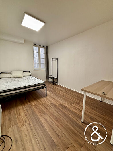 Appartement à louer - Castres, Faubourg Nord - 5 pièces - 4 chambres