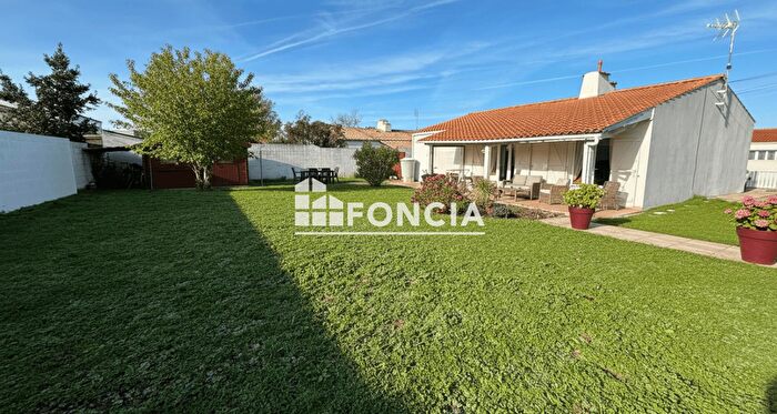 Maison à vendre - Nieul-sur-Mer - 5 pièces - 3 chambres