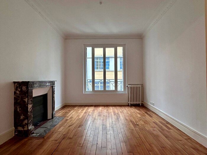 Appartement 3 pièces à Bac-Bécon-Flachat-Gare, Asnières-sur-Seine, à louer