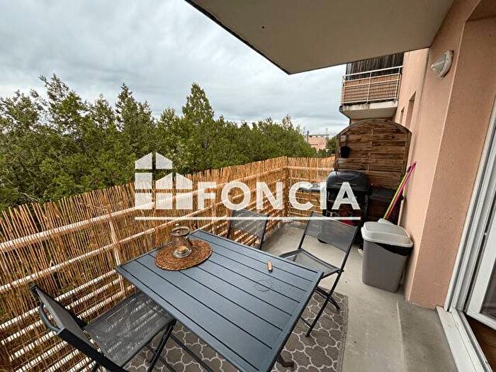 Appartement à louer - Les Blaches-Les Champs, Montélimar - 2 pièces - 1 chambre