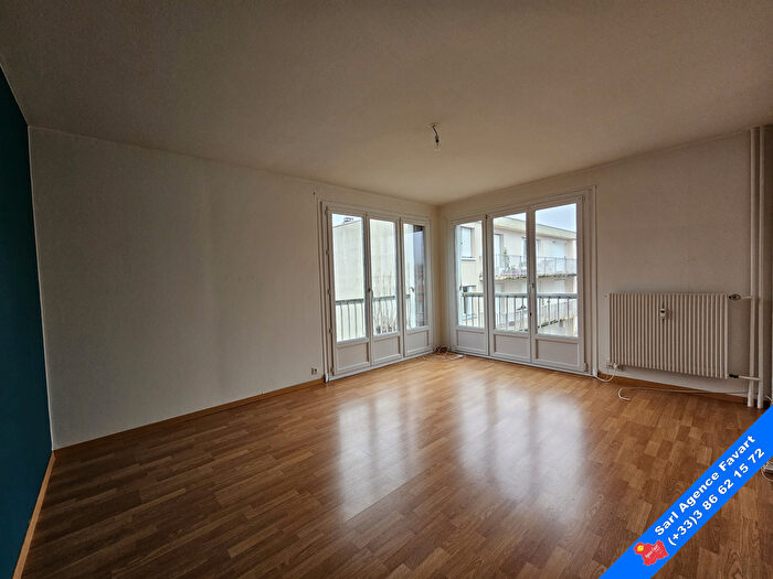 Appartement à louer - Joigny - 2 pièces - 1 chambre