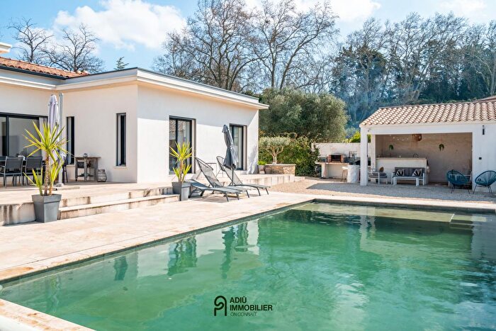 Maison à vendre - Uzès - 5 pièces - 4 chambres