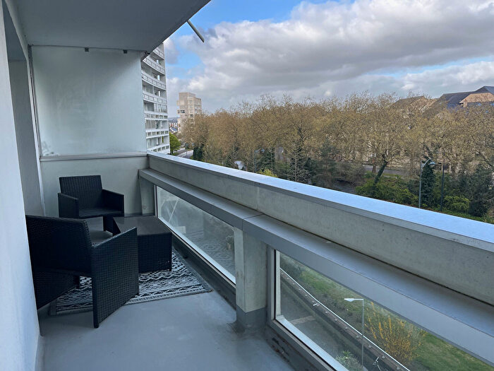 Appartement à vendre - Quartiers Ouest, Bourg lEvesque - 3 pièces - 2 chambres