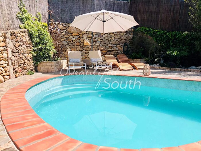 Montesquieu-des-Albères : Maison 9 pièces à vendre