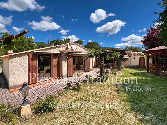 Maison 4 pièces à Céreste, à vendre