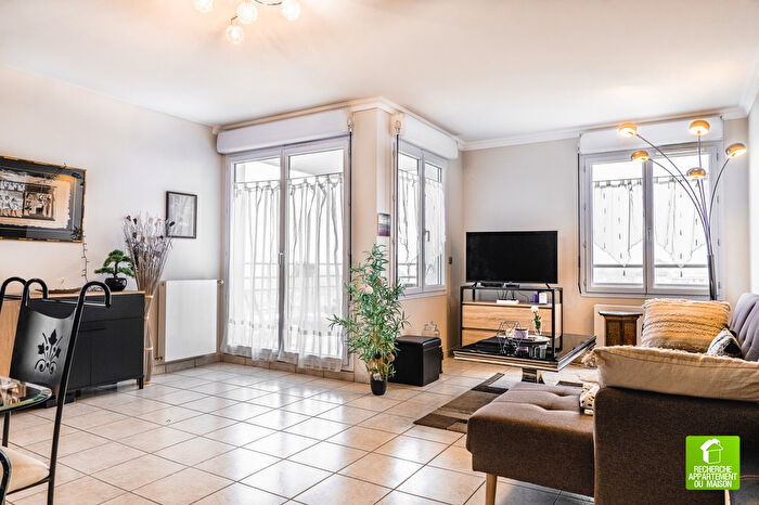 Appartement à vendre - Bron, Les Jardins du Fort - 3 pièces - 2 chambres